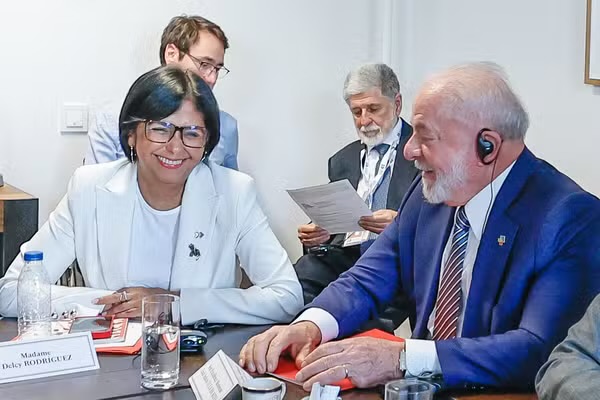 Lula quer se projetar como interlocutor global após crise Venezuela–EUA ...